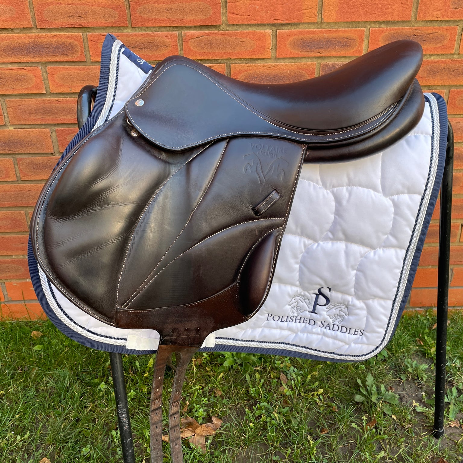 Voltaire Saddles — Polished Saddles