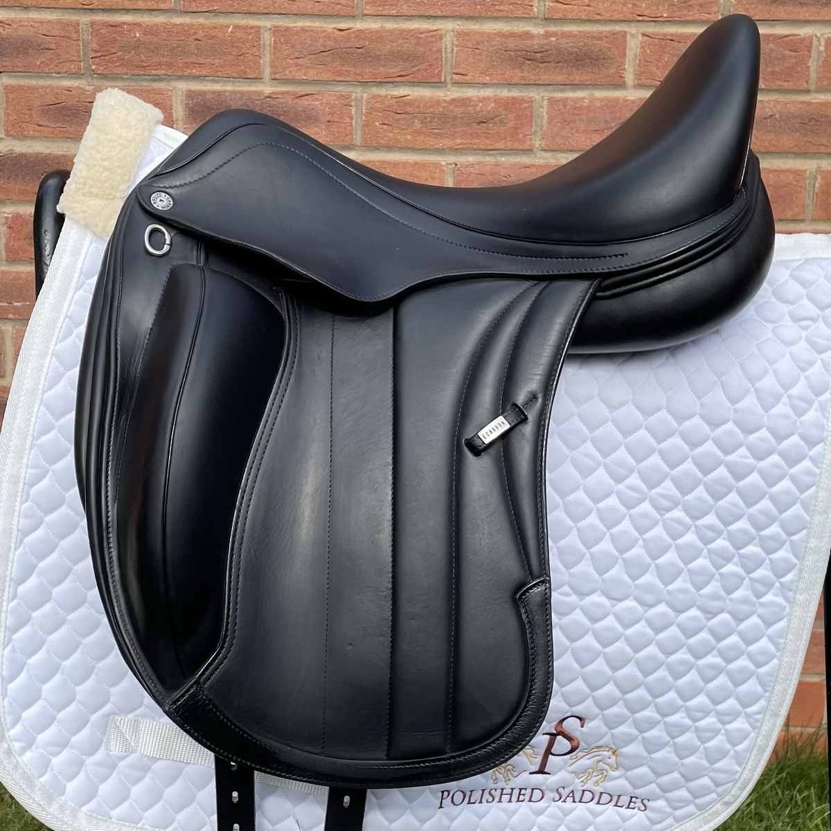 Equipe Viktoria Special Monoflap Dressage Saddle 2017 — Polished Saddles